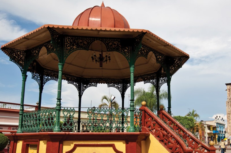 mundo-cuervo-se-alia-para-consolidar-tequila-ciudad-inteligente